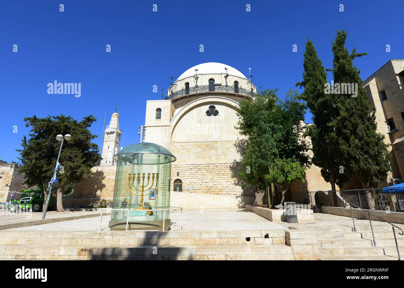 Jerusalem old city jewish quarter hi-res stock photography and images ...