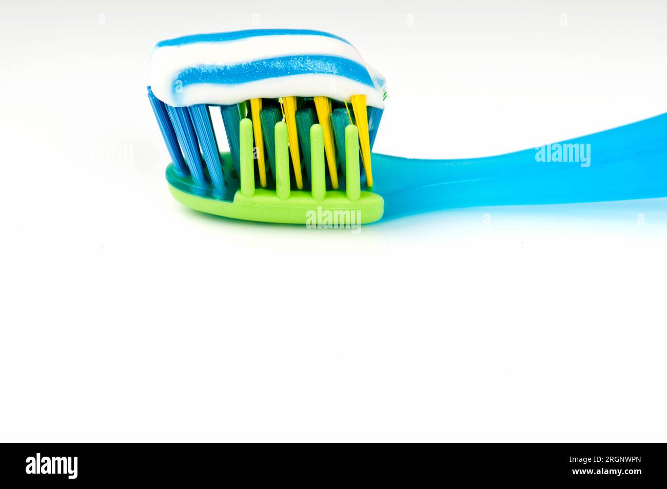 Toothpaste gel hi-res stock photography and images - Alamy