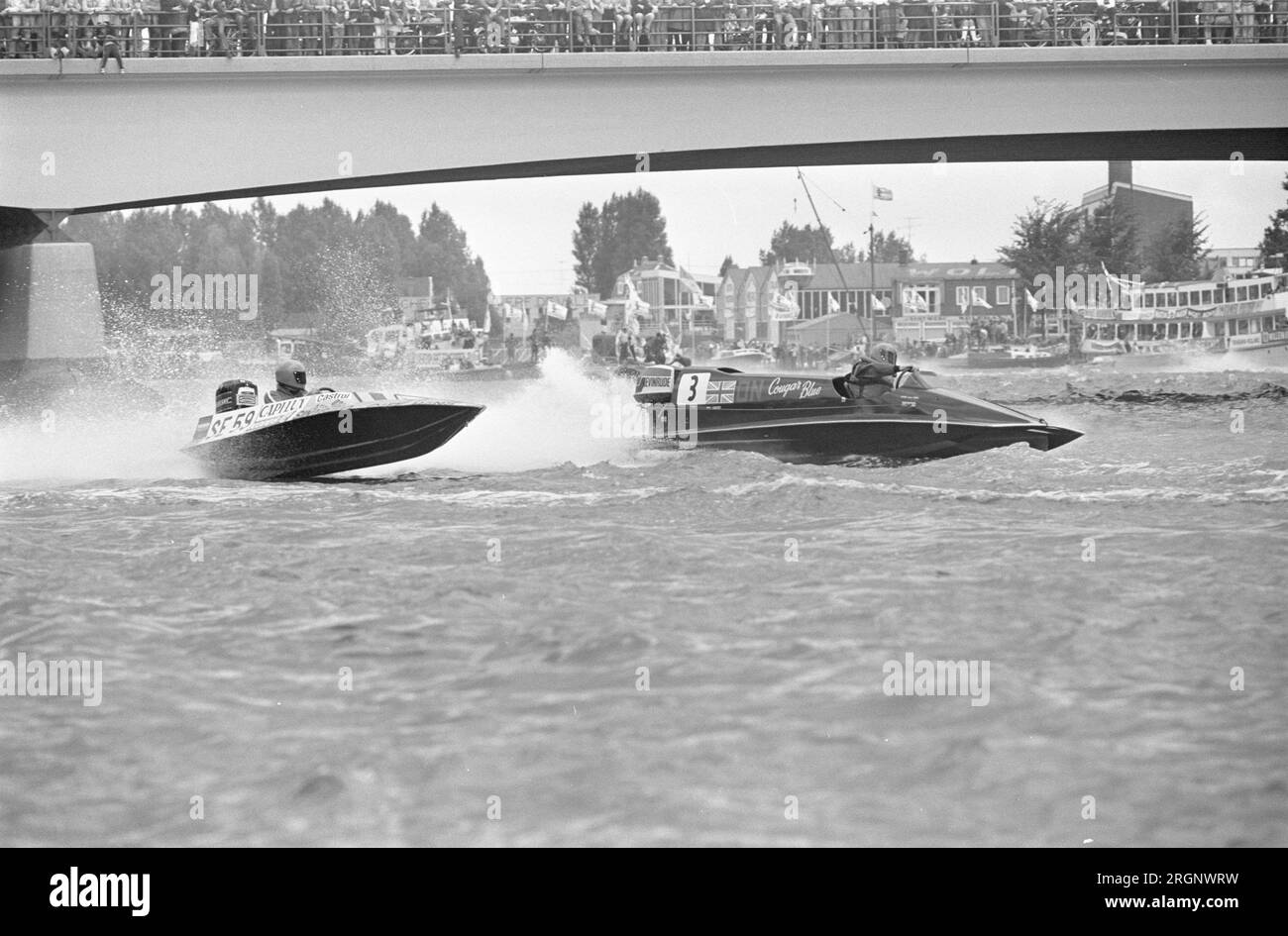 1970s speedboat race hi-res stock photography and images - Alamy