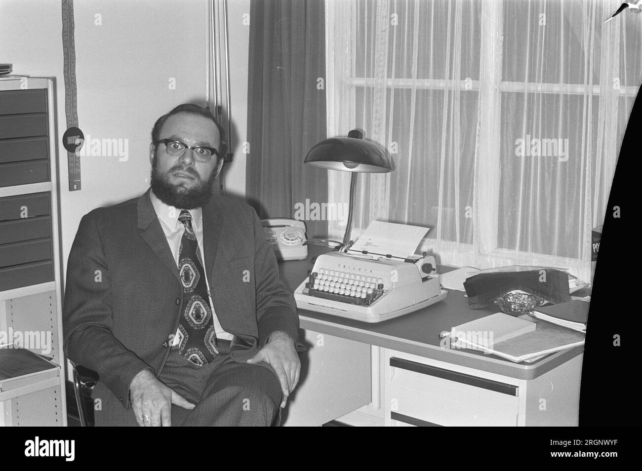 Father scheffer hi-res stock photography and images - Alamy