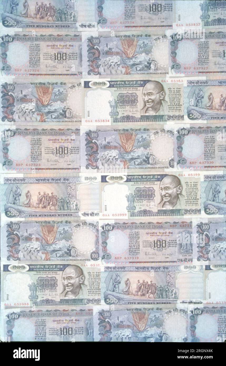 Different types of notes hi-res stock photography and images - Alamy