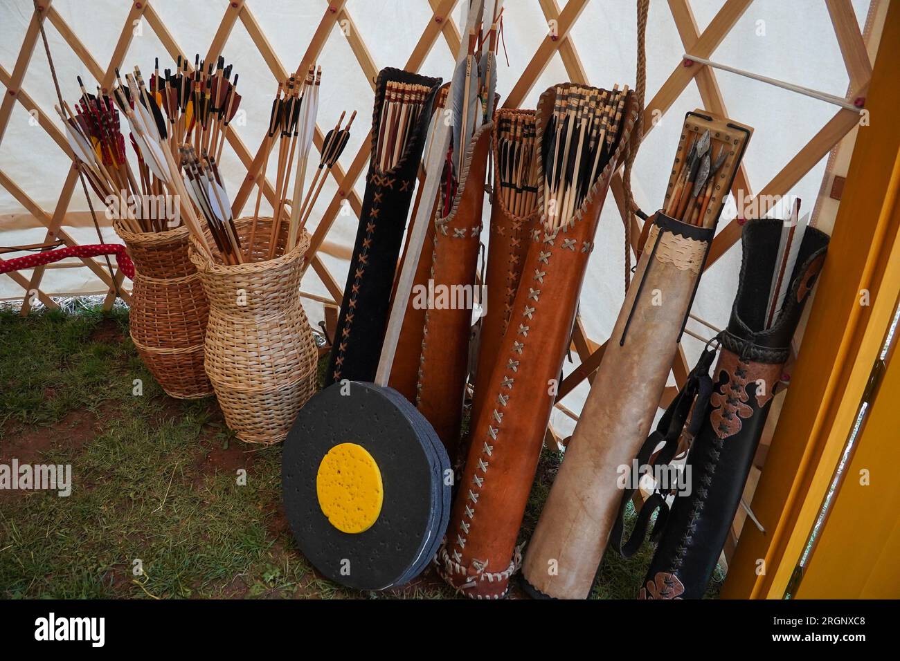 Wooden arrows for the bow. Hand crafted arrows in medieval style ...