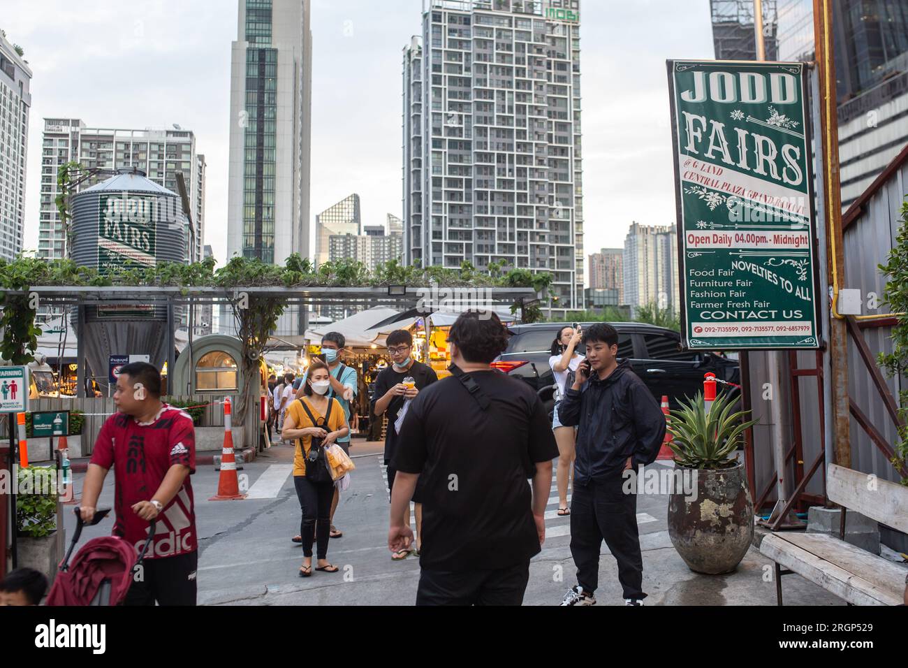 Bangkok, Thailand - June 12, 2023: People at the Jodd Fair's night ...