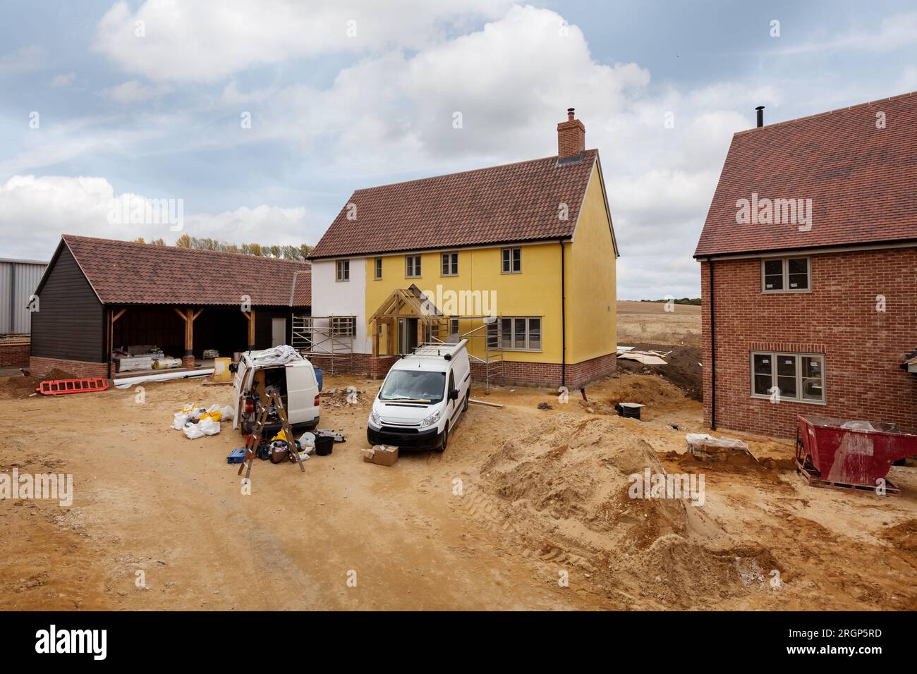 Luxury housing development hi-res stock photography and images - Alamy