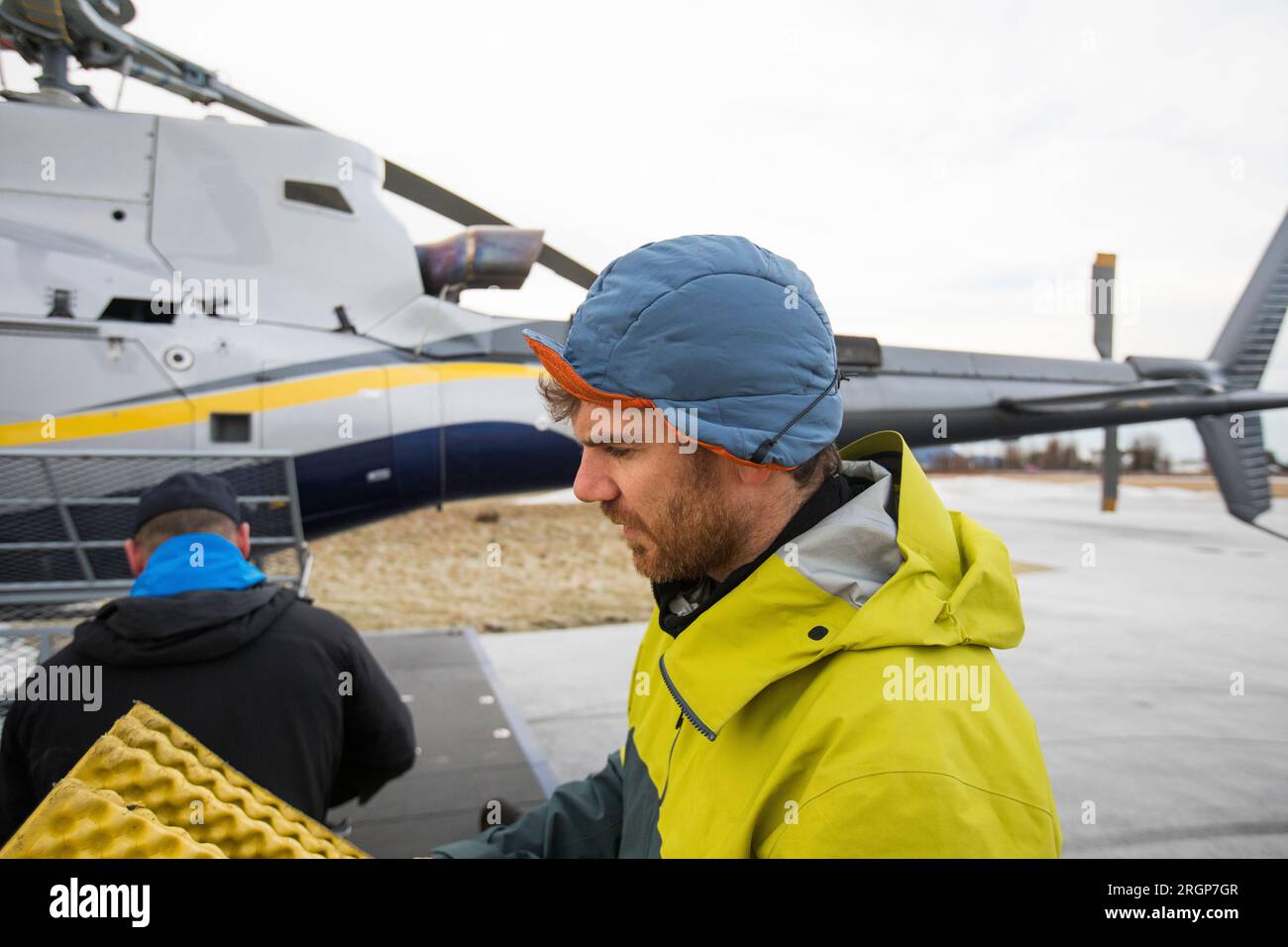 Helicopter activity hi-res stock photography and images - Alamy