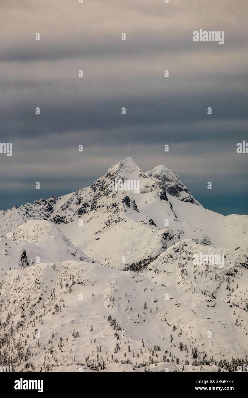 Birds eye view snow mountain hi-res stock photography and images - Alamy