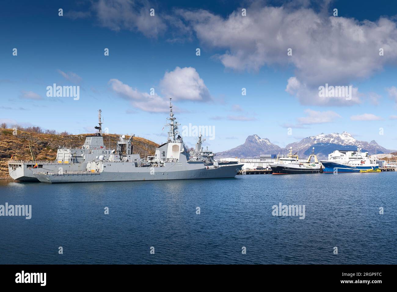 The Spanish Navy (Spanish Armada) Frigate BLAS DE LEZO & Replenishment ...