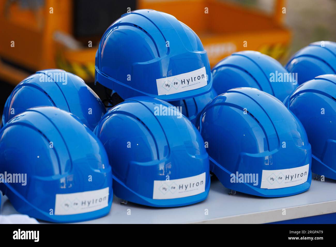 Deal on hydrogen hi-res stock photography and images - Alamy