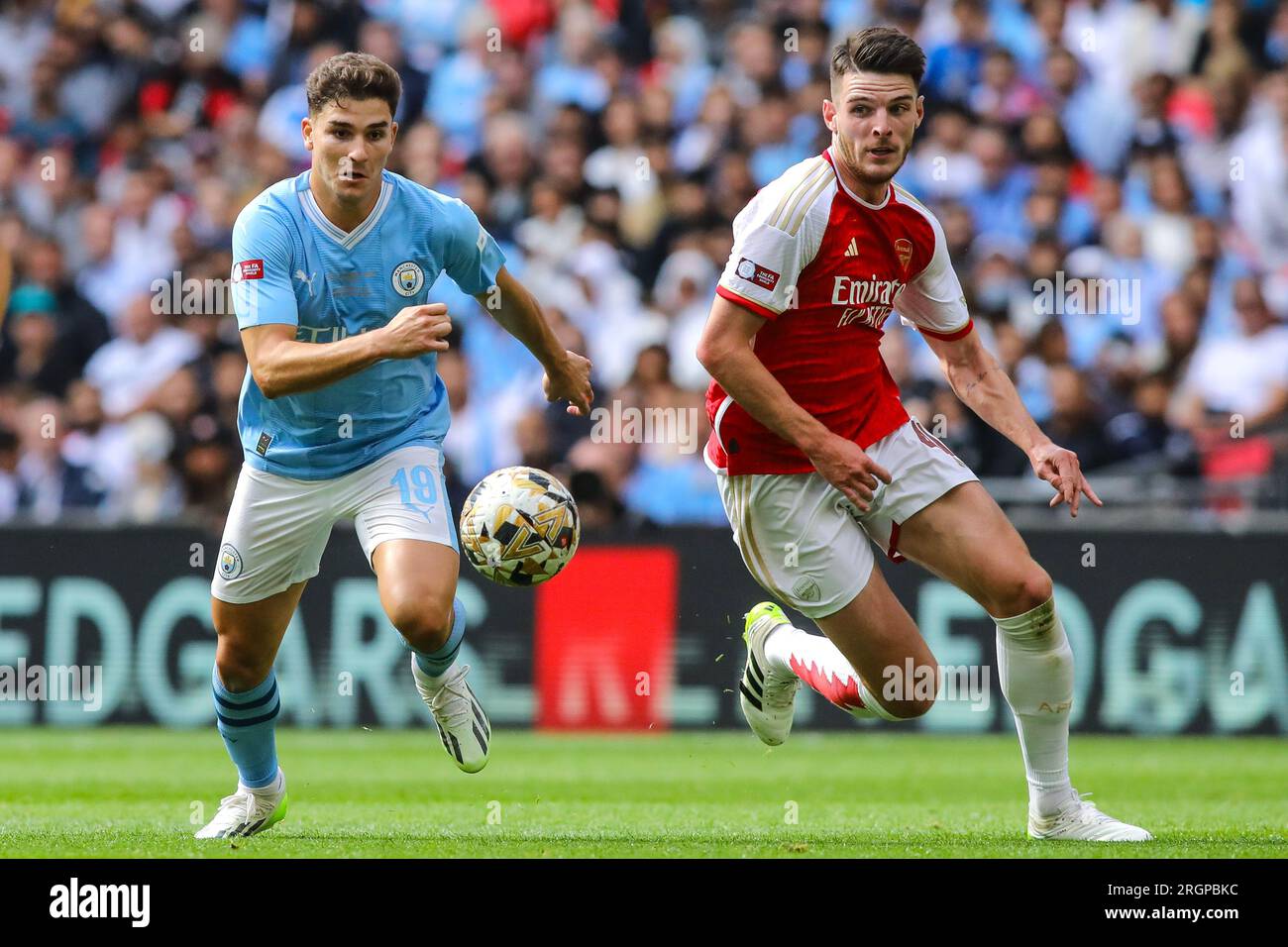Declan Rice of Arsenal and Julian Alvarez of Manchester City - Arsenal ...