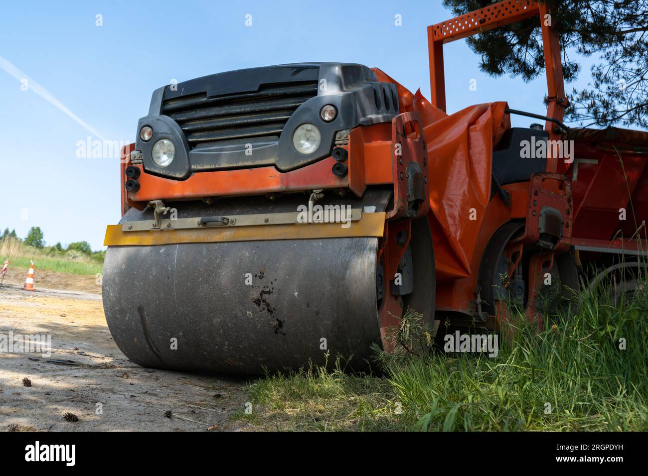 Compacting roller hi-res stock photography and images - Alamy