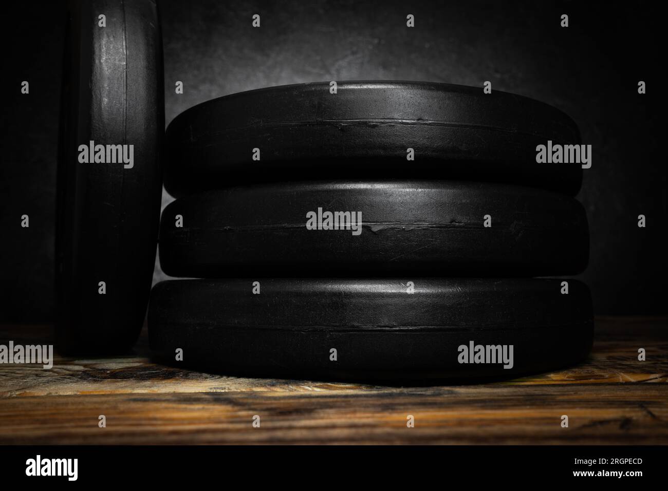 Gym weight plates hi-res stock photography and images - Alamy