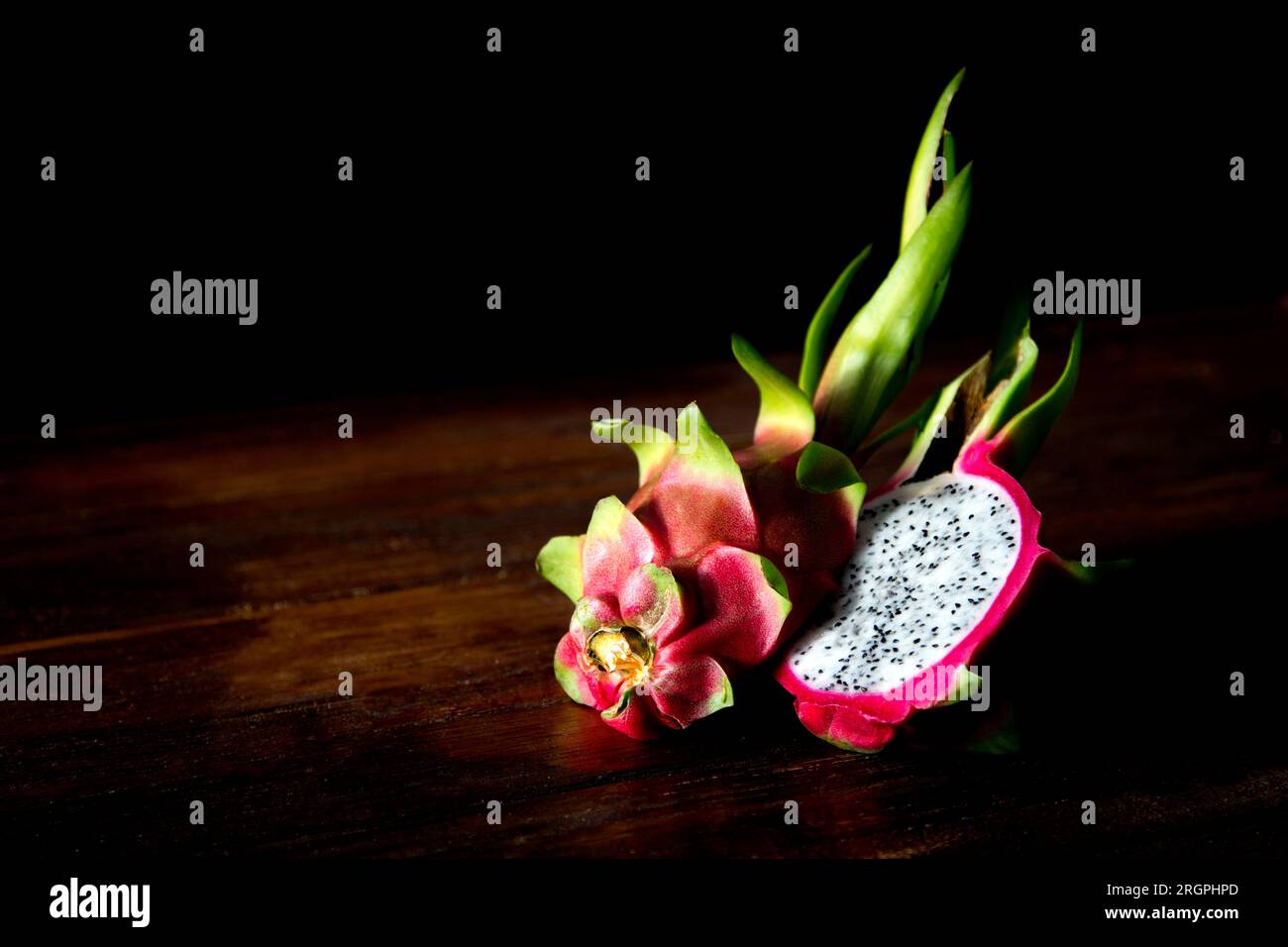 Dark pink fruit hi-res stock photography and images - Alamy