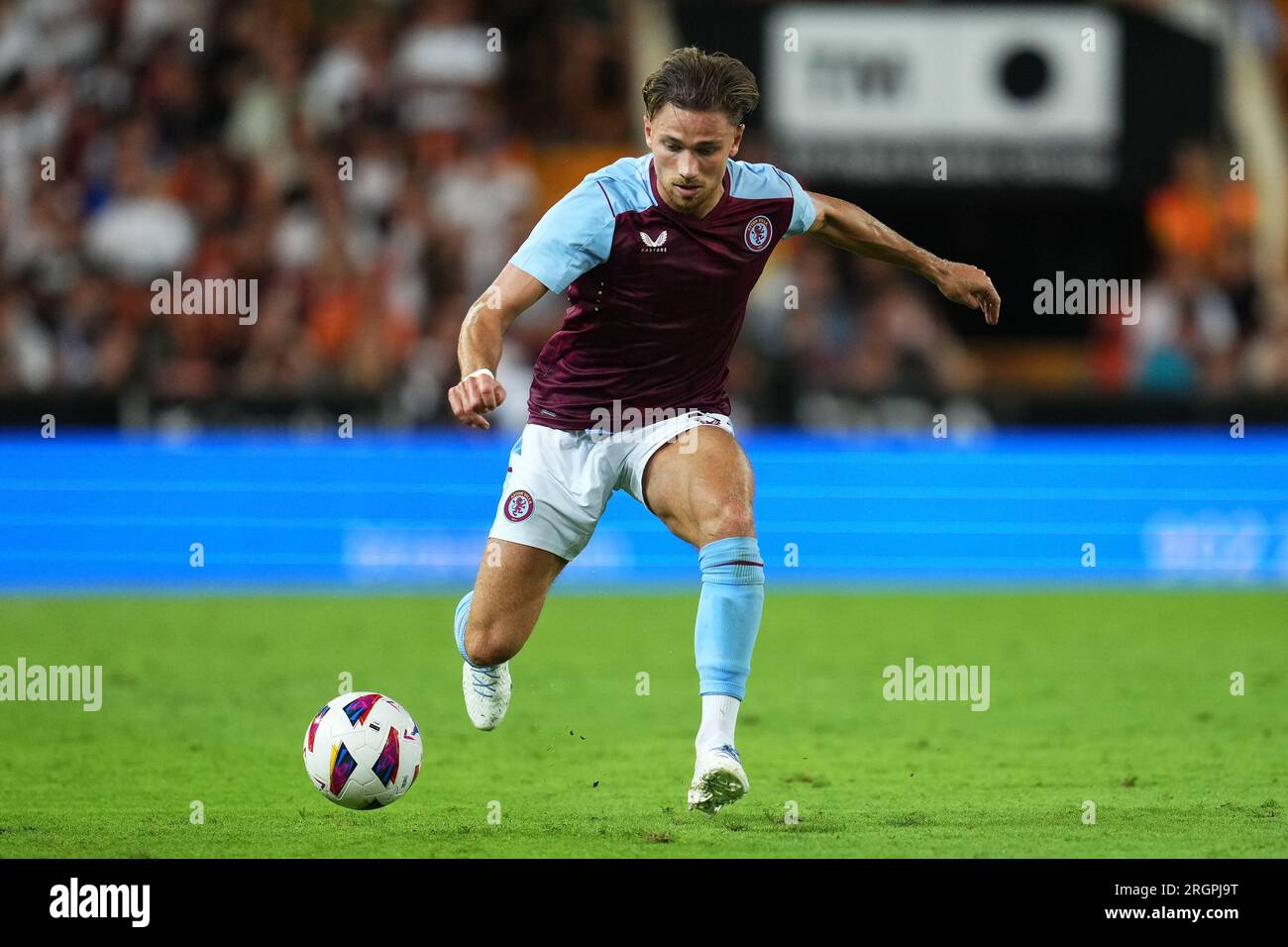 Matty cash footballer hi-res stock photography and images - Alamy