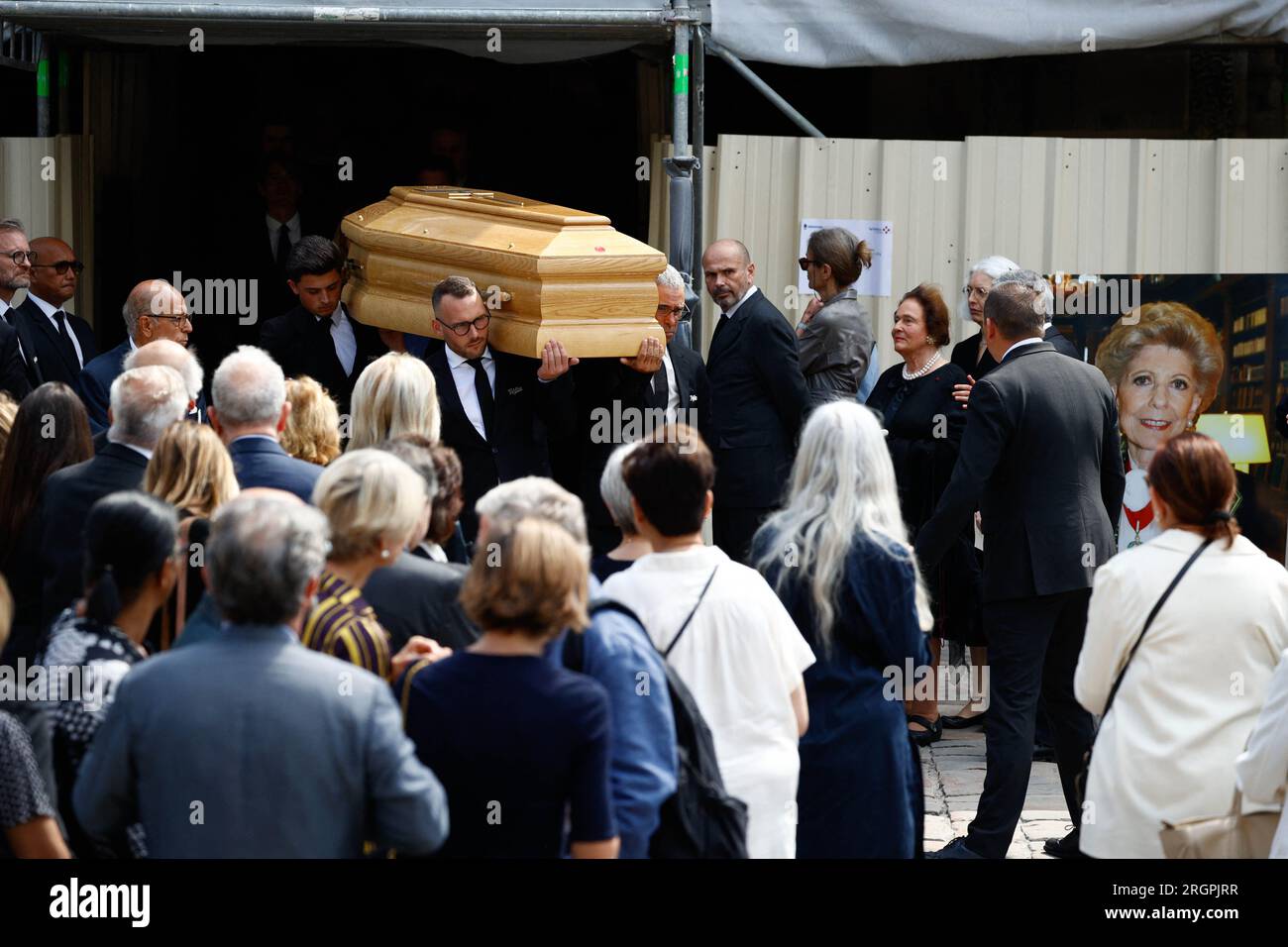 Paris, France. 11th Aug, 2023. Coffin during the funeral at Saint ...