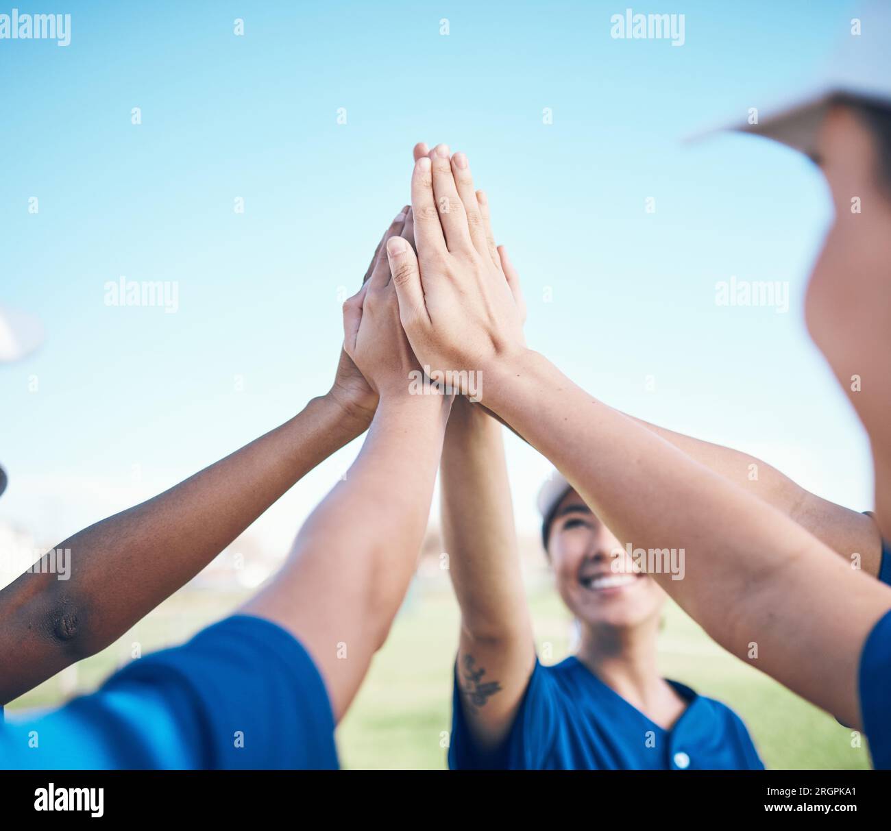 Baseball team and high five hi-res stock photography and images - Alamy