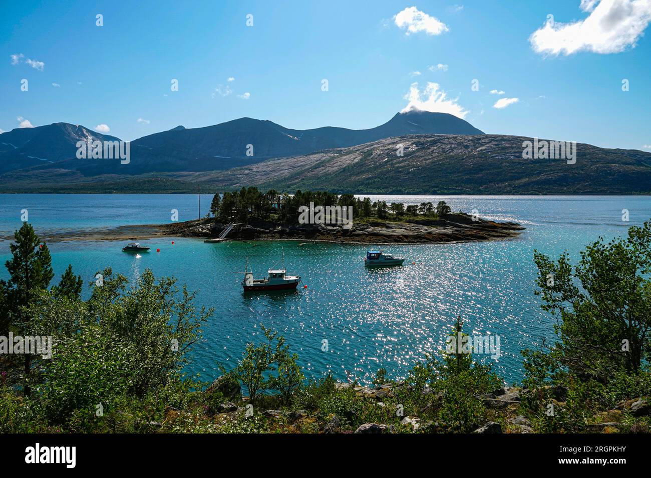 Glaciated landscape hi-res stock photography and images - Alamy