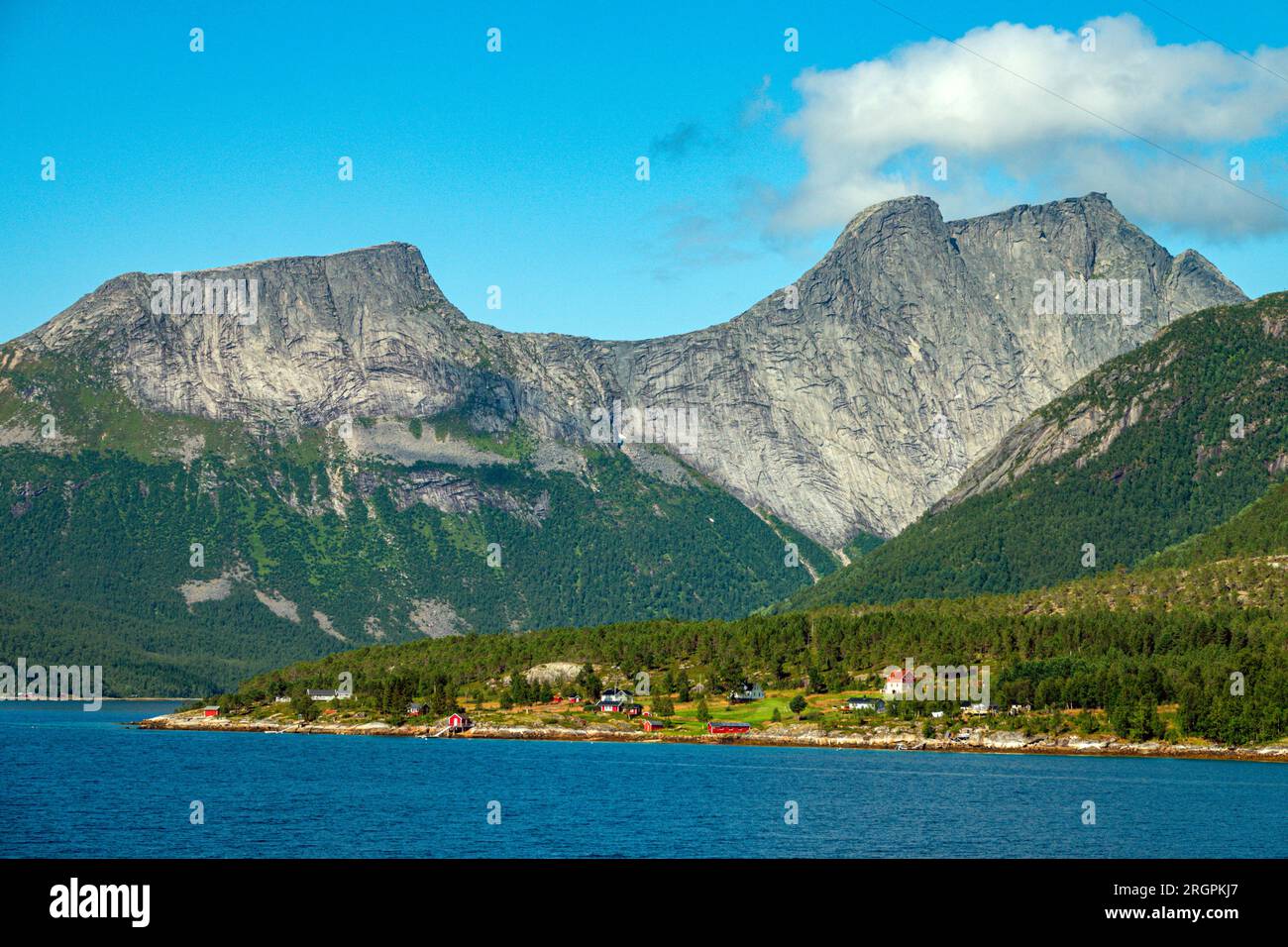 Glaciated landscape hi-res stock photography and images - Alamy