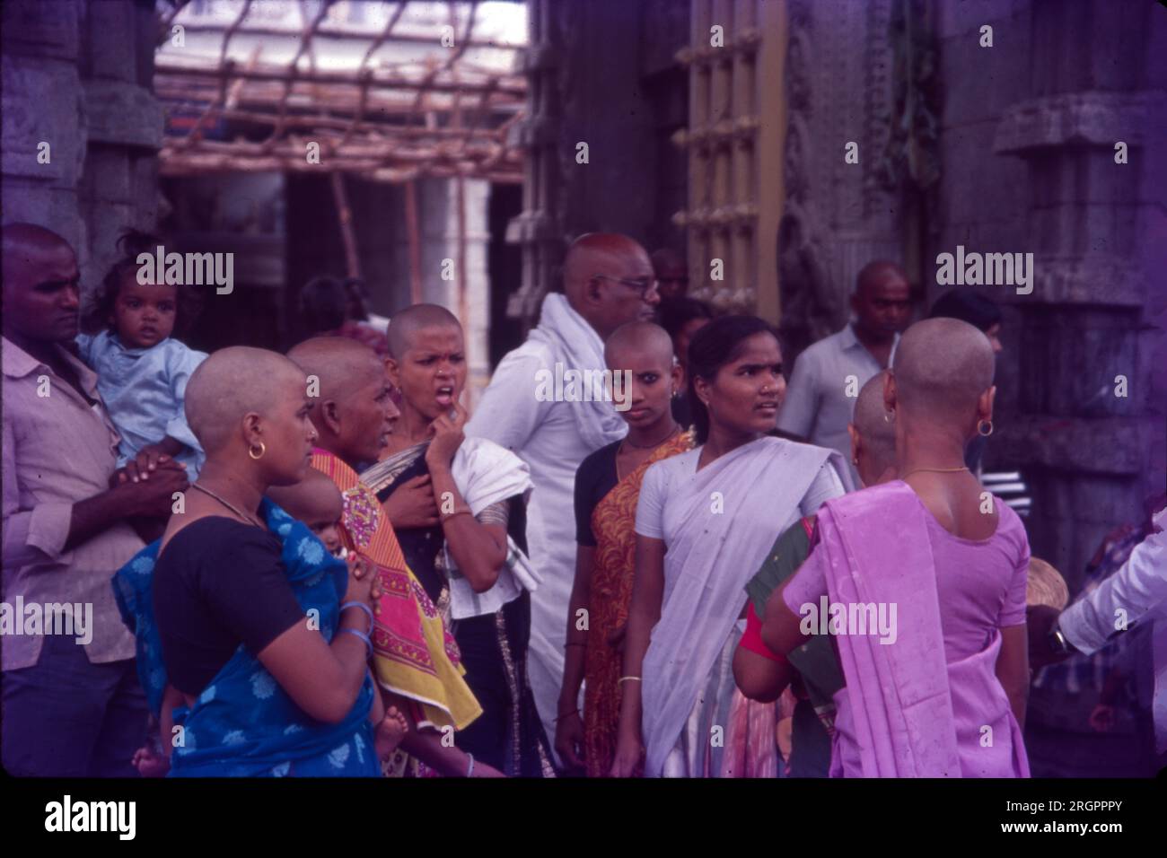 Head Shaving at Thriupati Temple, Men & Women of All Ages Take a Vow to ...