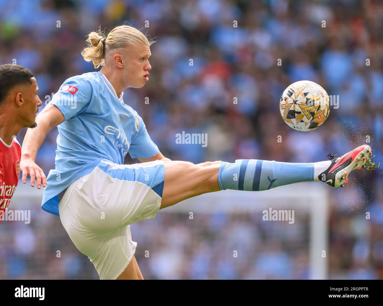 Erling haaland city arsenal hi-res stock photography and images - Alamy