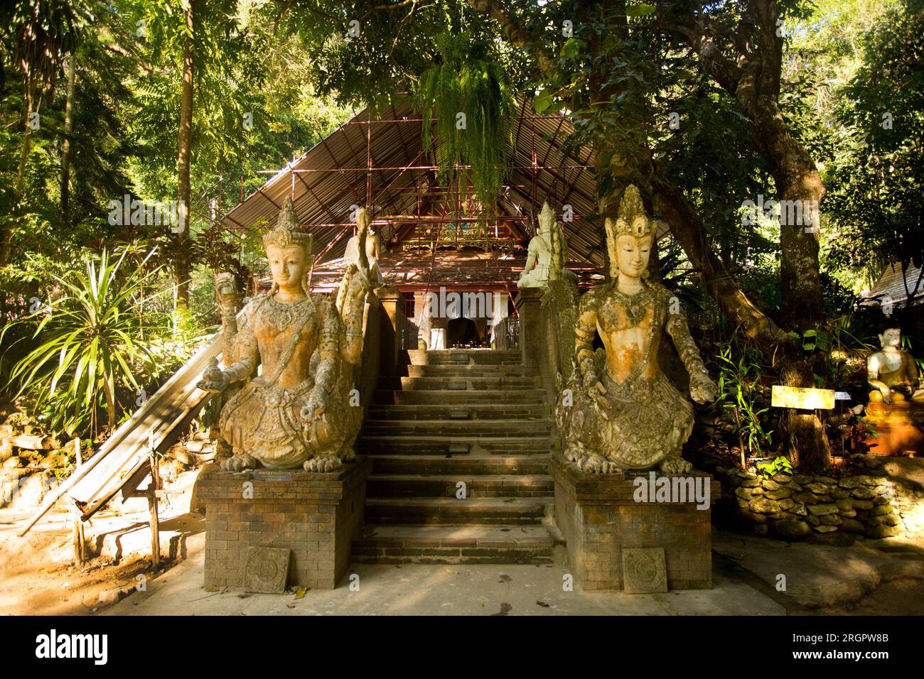 Wat Phra Lat in Chiang Mai. Temple of a Buddhist monastery with statues ...