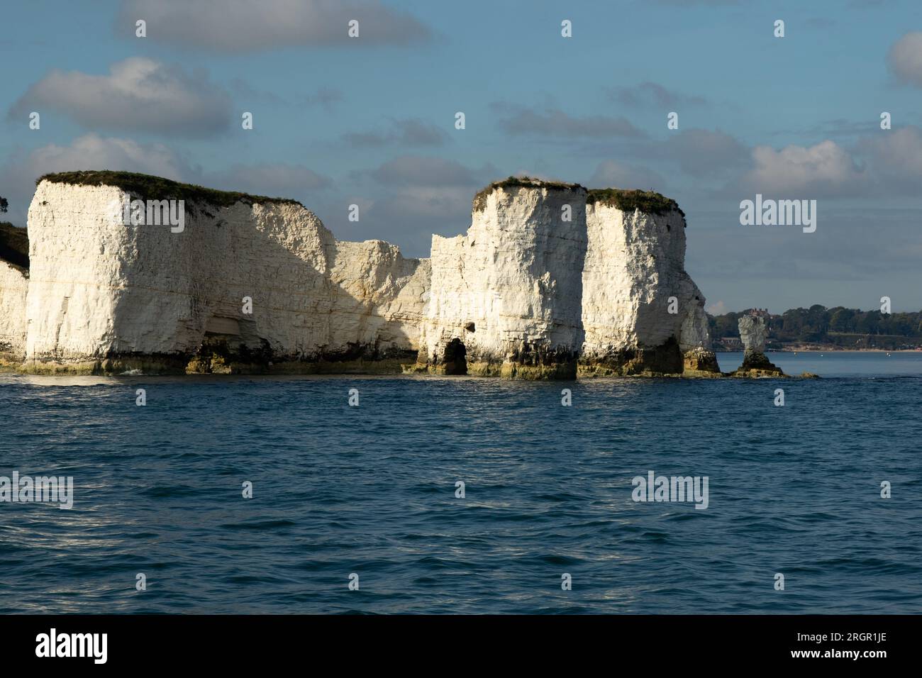 Old harrys rocks hi-res stock photography and images - Alamy