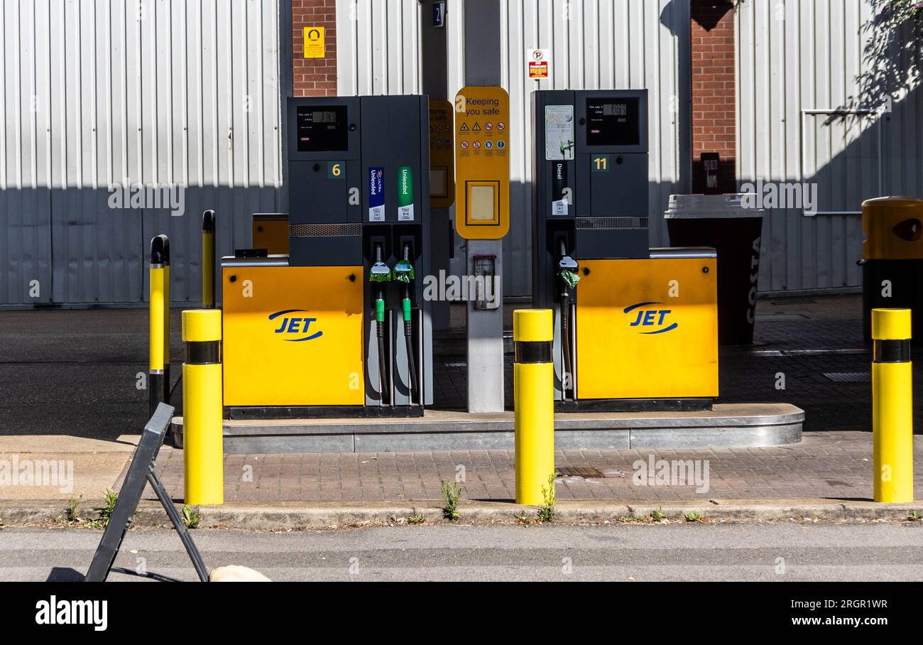 Jet petrol station hi-res stock photography and images - Alamy