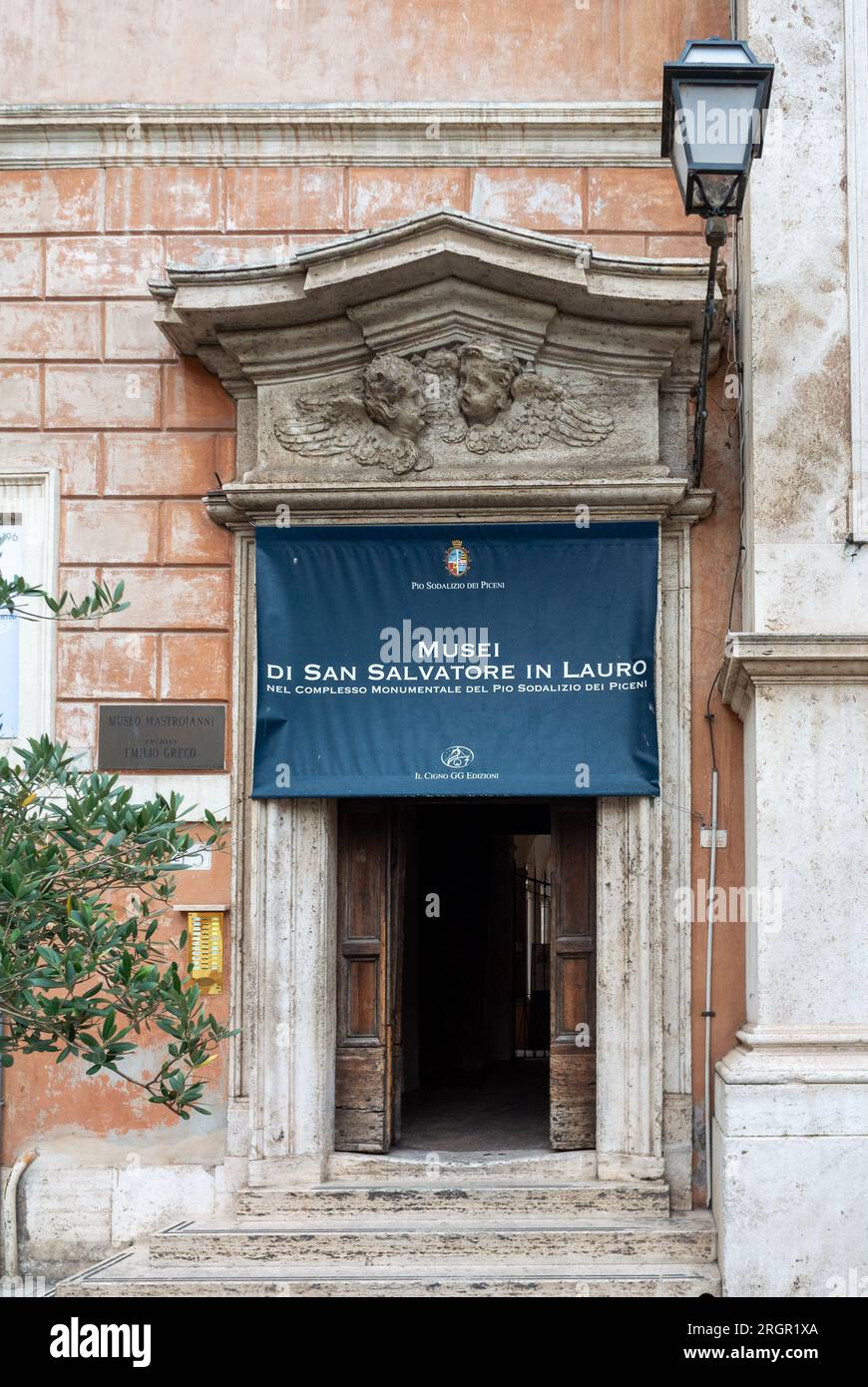 Musei di san salvatore in lauro hi-res stock photography and images - Alamy
