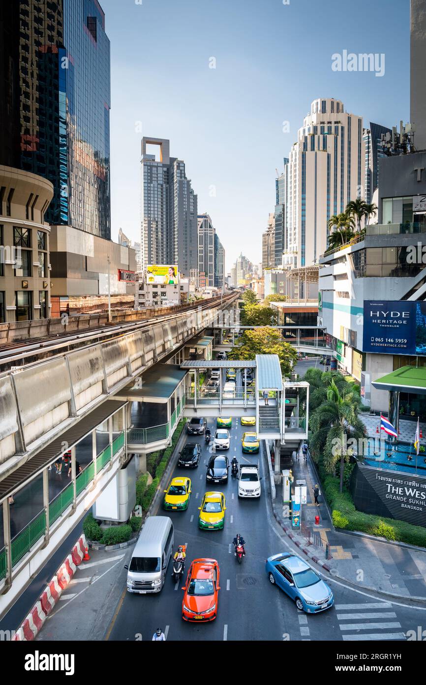 Asoke bts skytrain station hi-res stock photography and images - Alamy