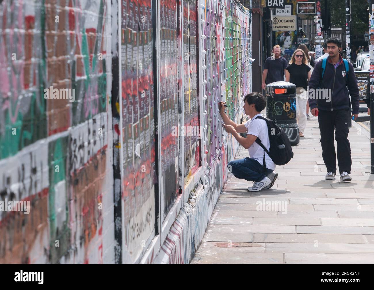 Brick Lane, London, UK. 11th Aug 2023. The ongoing battle of Chinese ...
