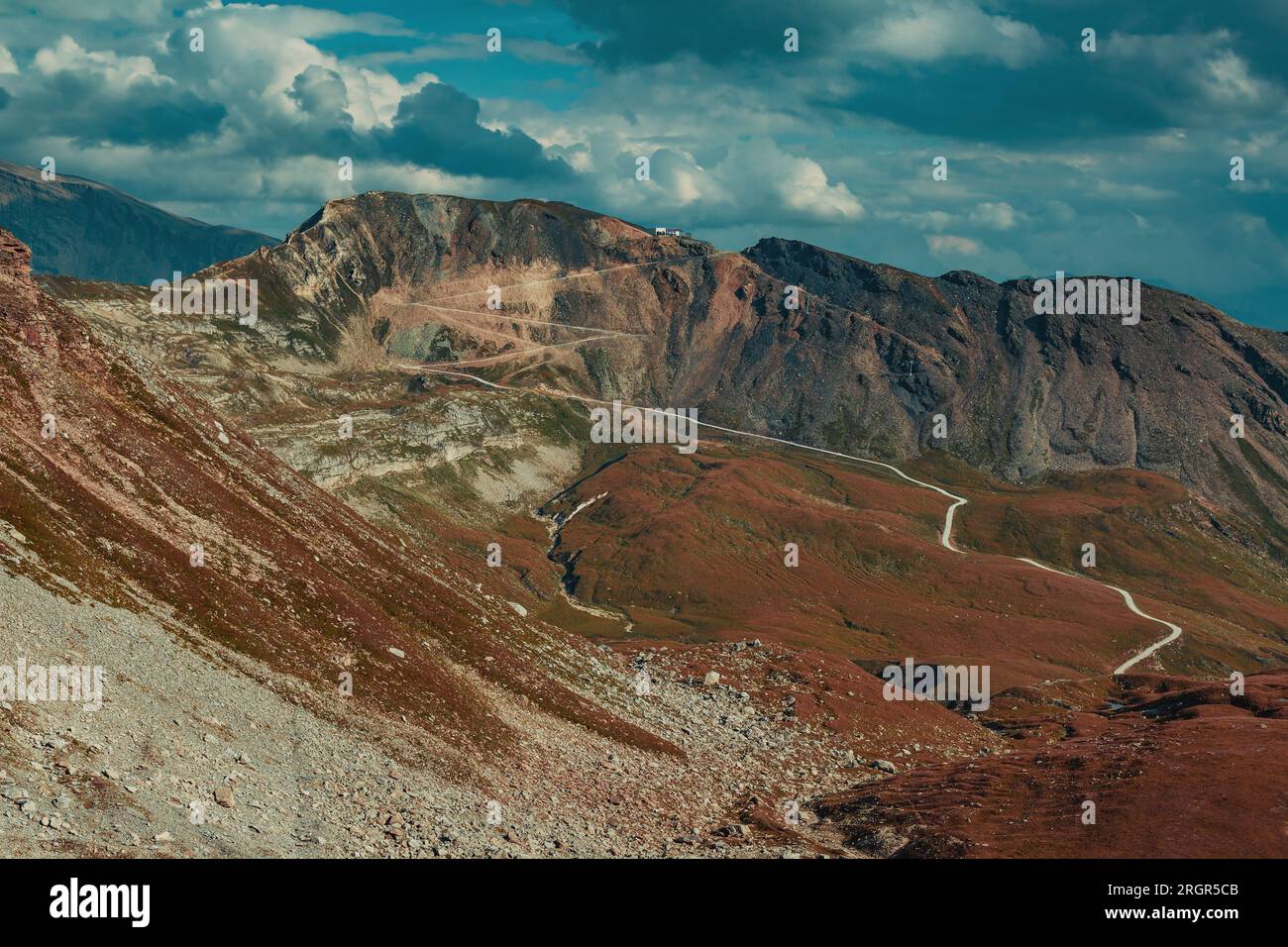 Dolomite alps hi-res stock photography and images - Alamy