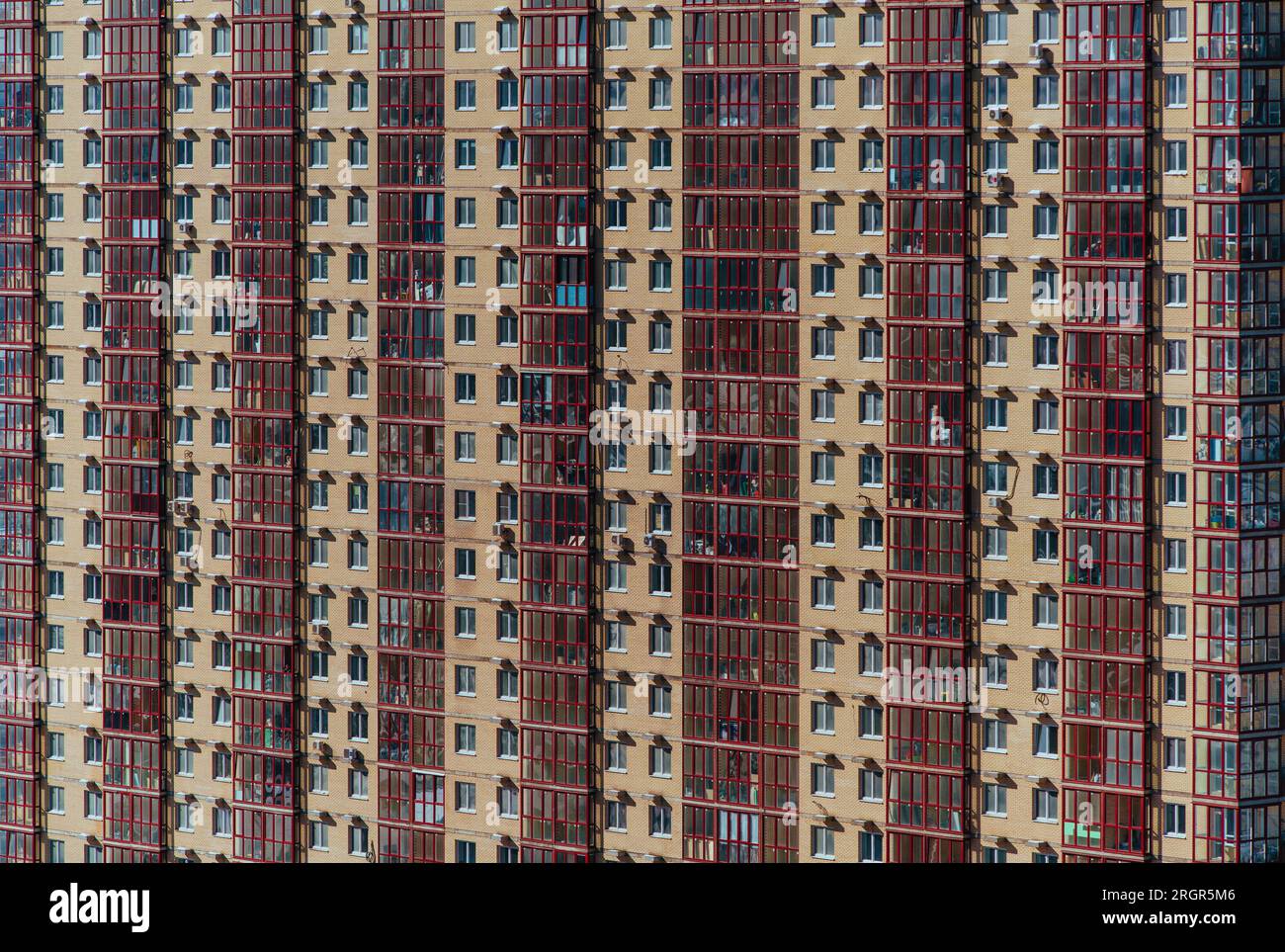 Exterior of high rise residential building Stock Photo - Alamy