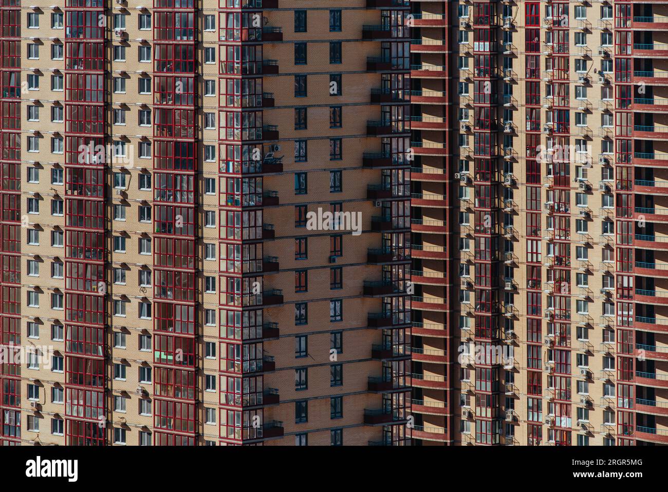 Exterior of high rise residential building Stock Photo - Alamy Exterior of high rise residential building Stock Photo - Alamy