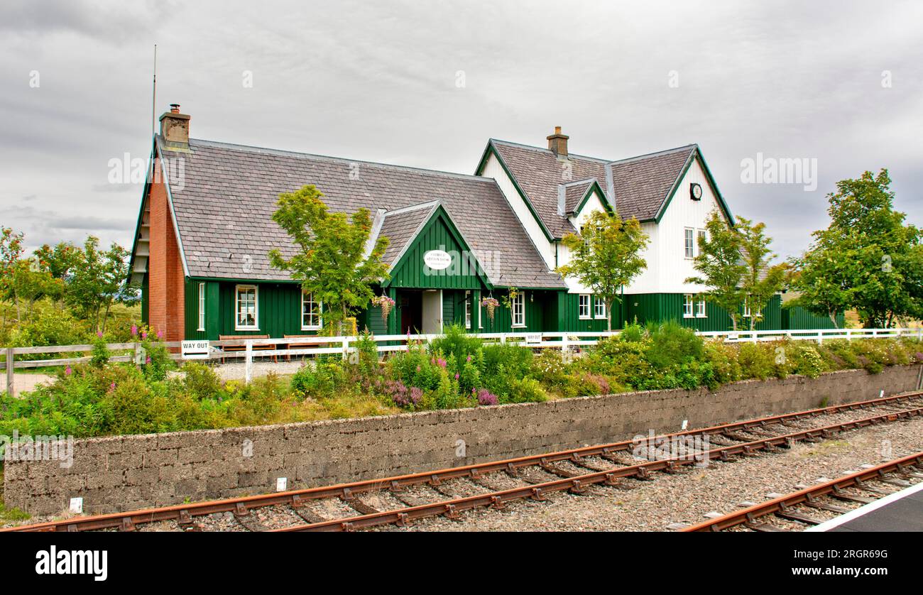 ScotRail Station Corrour Scotland remote Cafe the Corrour Station House ...