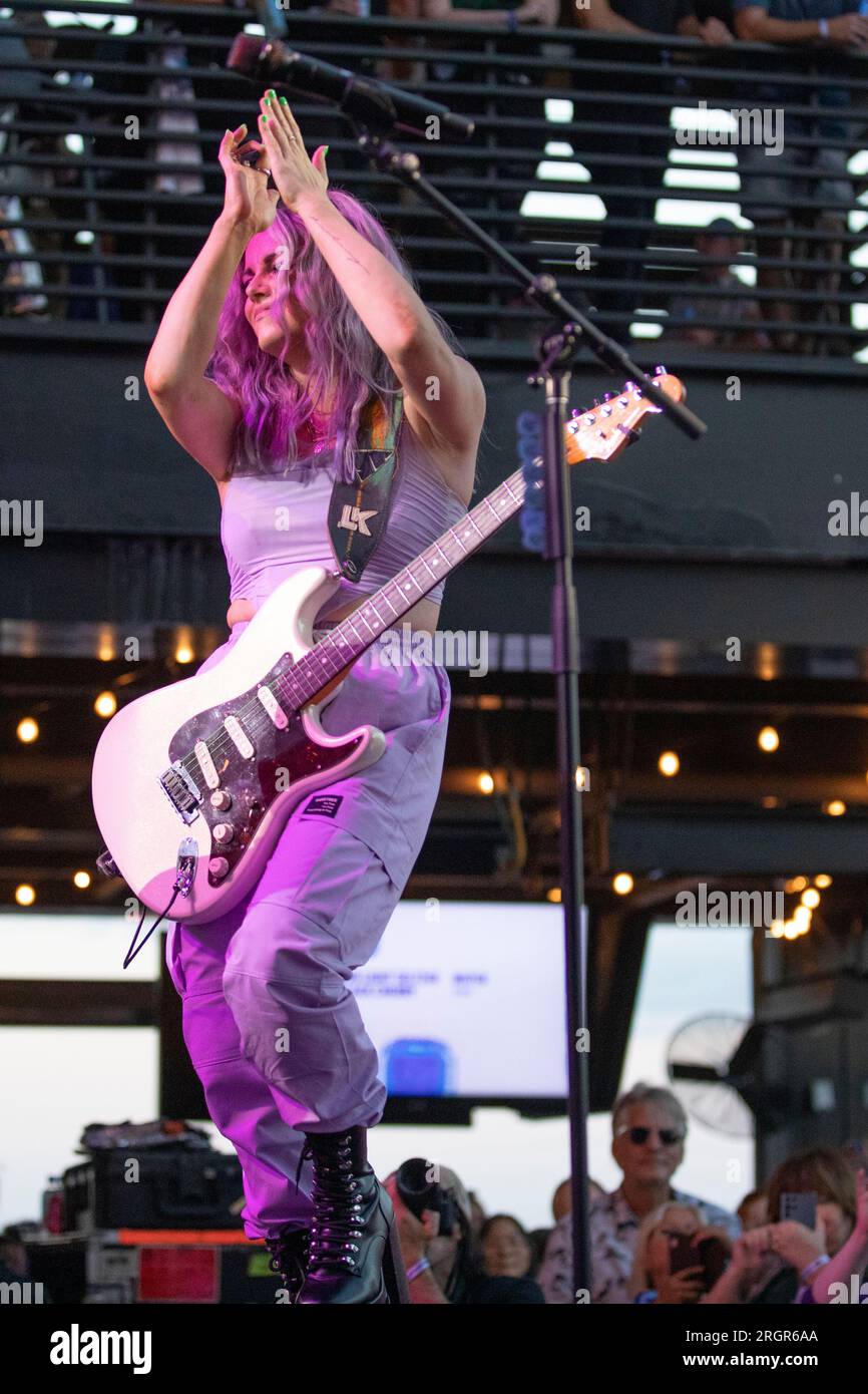 Ell hall hi-res stock photography and images - Alamy