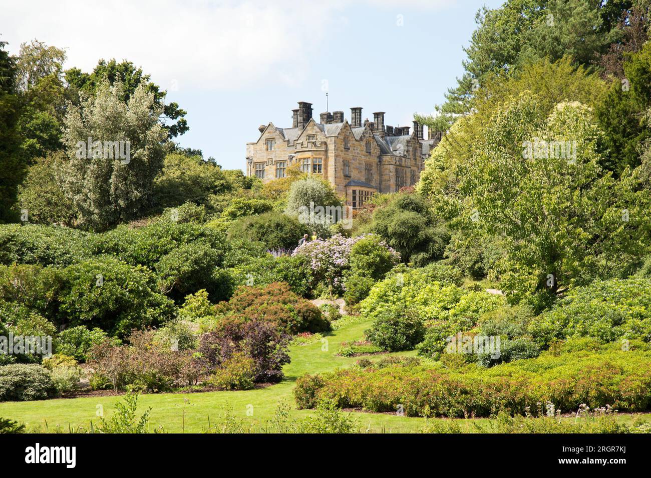 Scotney Castle House and gardens Stock Photo - Alamy