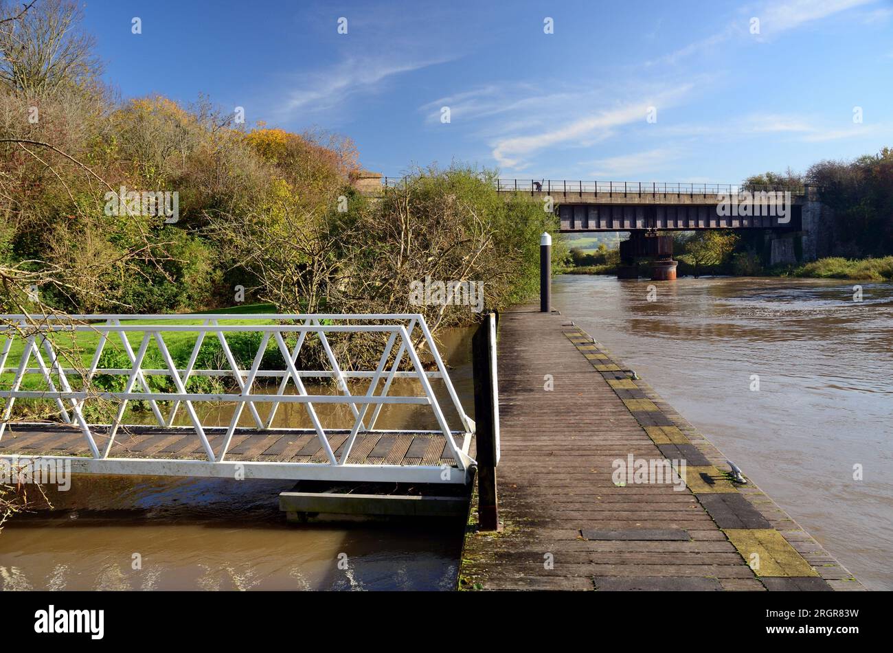 Floodwater in the river Avon near Keynsham, Bristol Stock Photo - Alamy