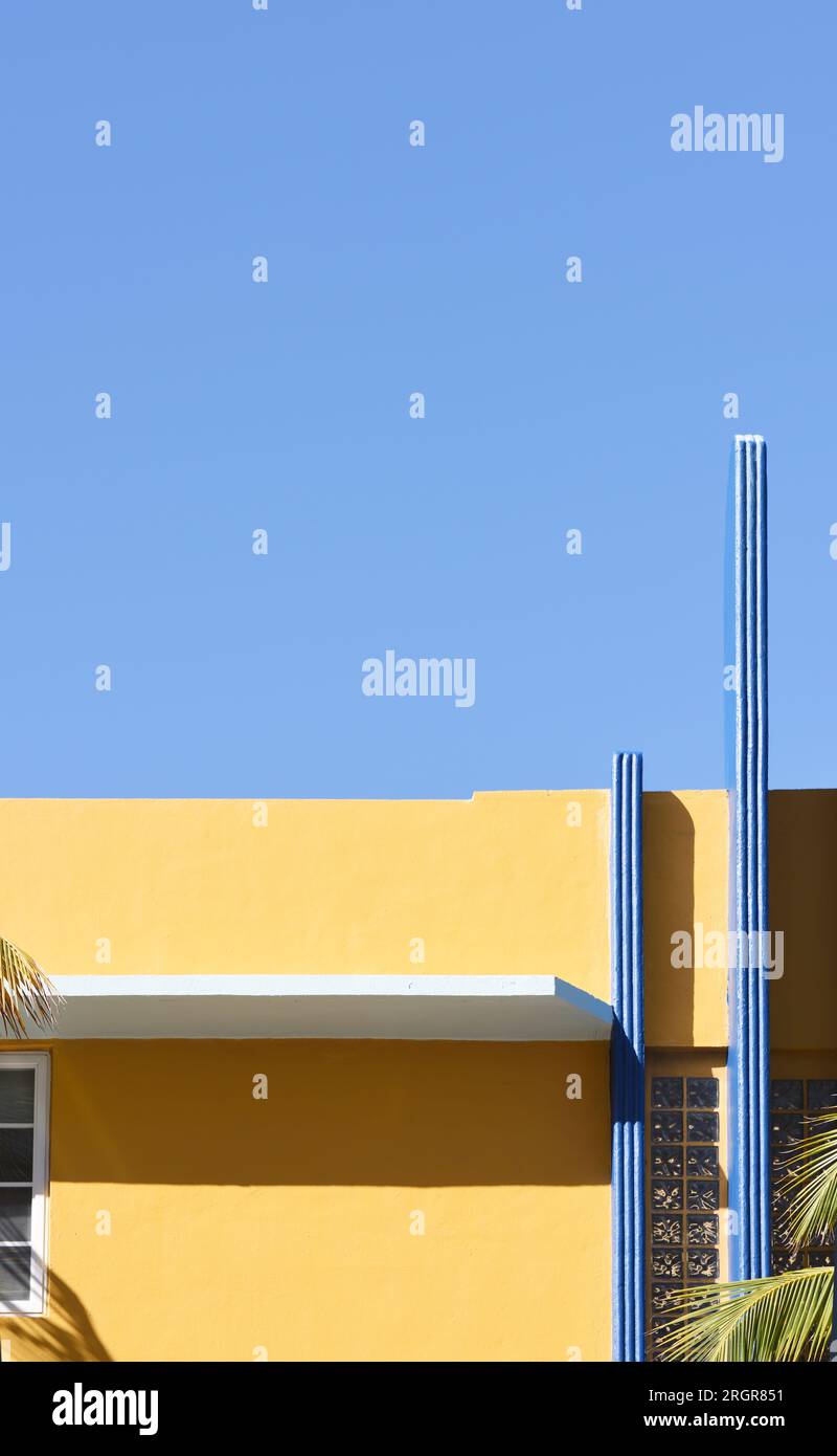 Miami. Art deco district. Geometries painted by the sky and light ...