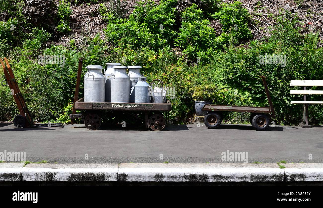 Milk trolley hi-res stock photography and images - Alamy