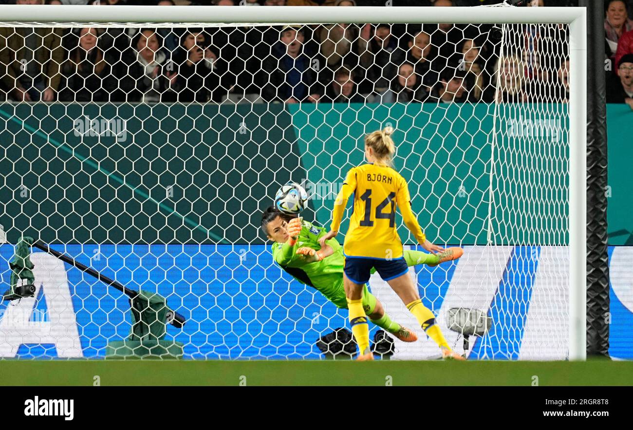 USA. 11th Aug, 2023. August 11 2023: Zecira Musovic (Sweden) controls ...