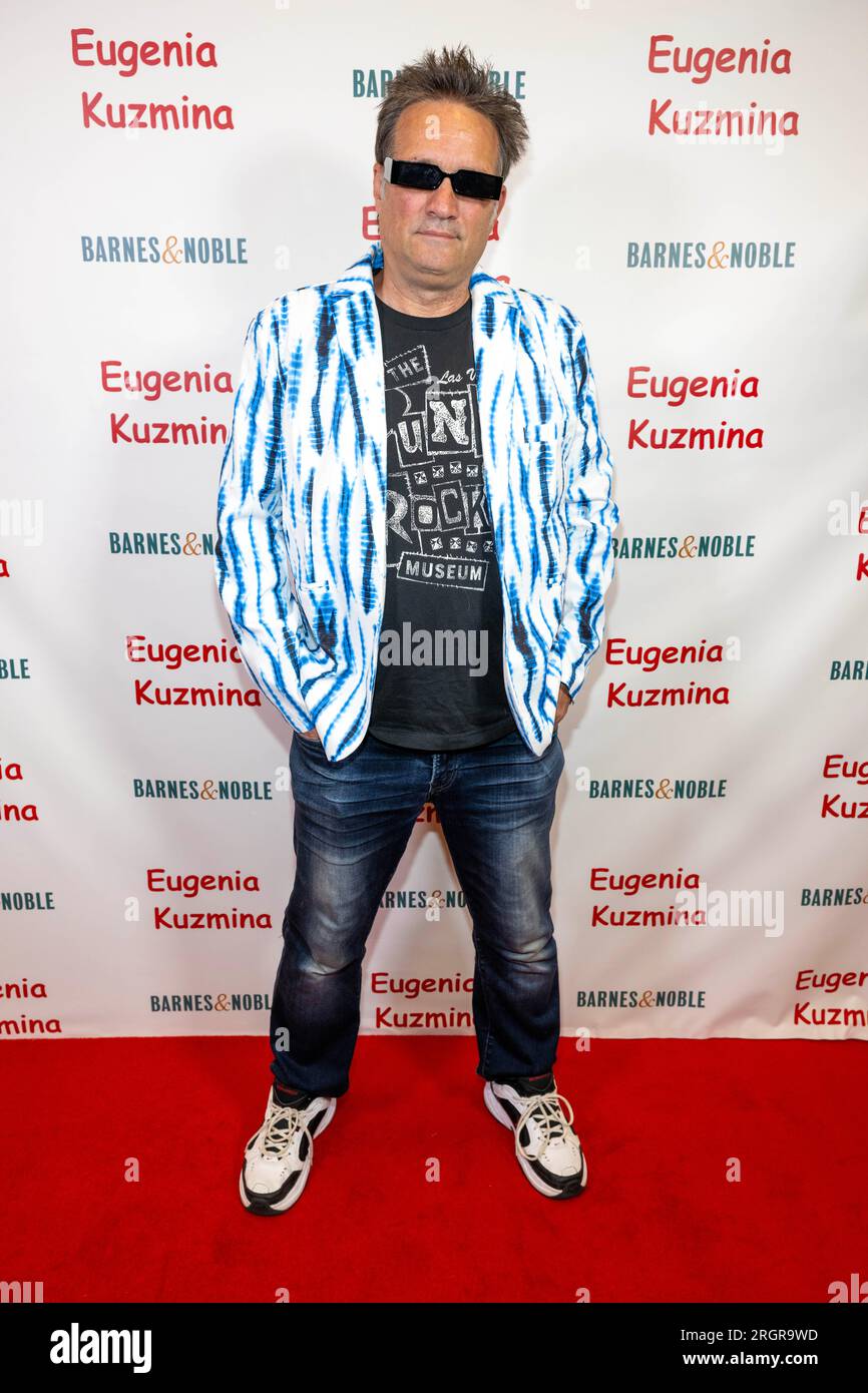 Los Angeles, USA. 10th Aug, 2023. Musician Matt Berry attends MODELMOM ...