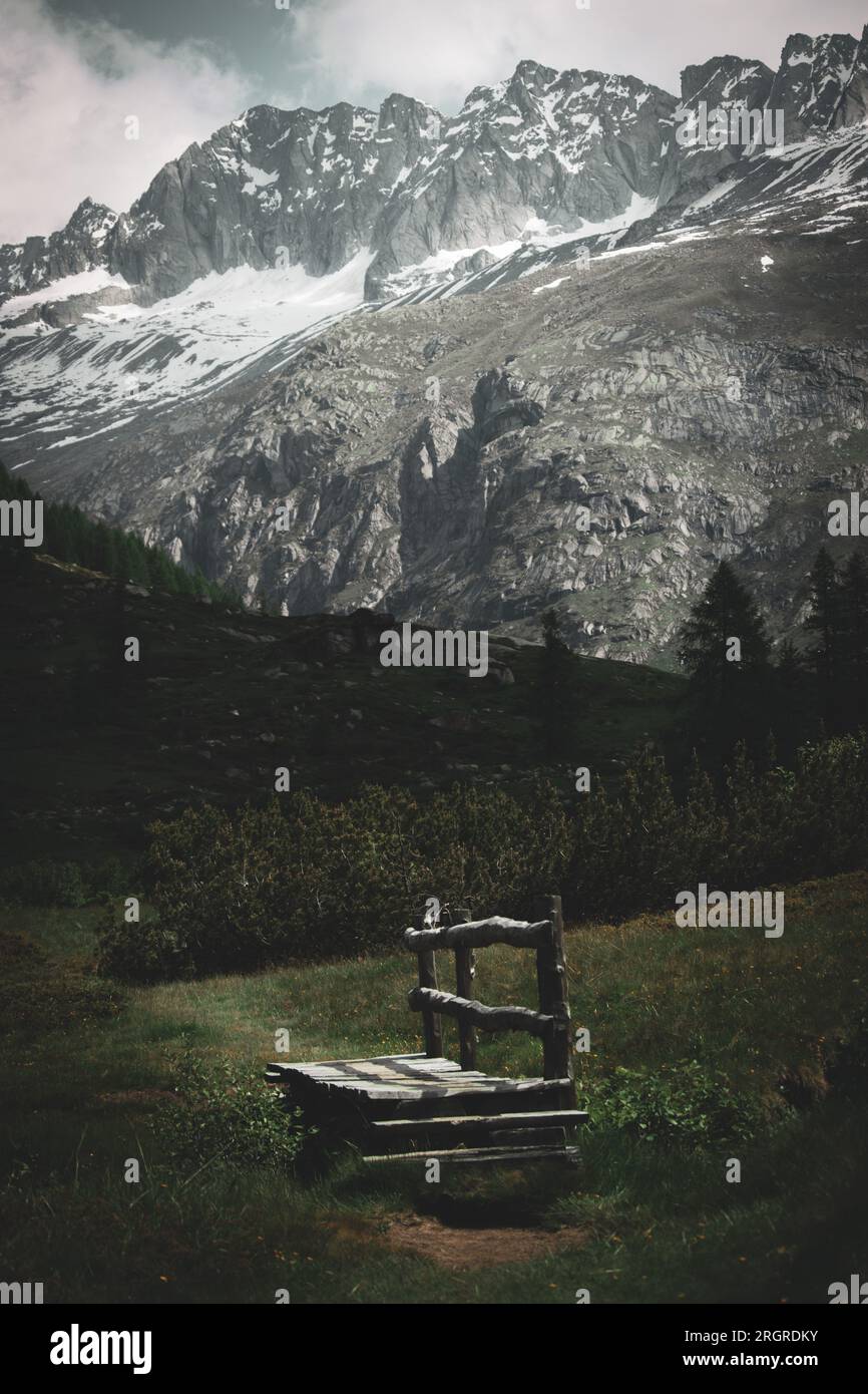 Explore alps hi-res stock photography and images - Alamy