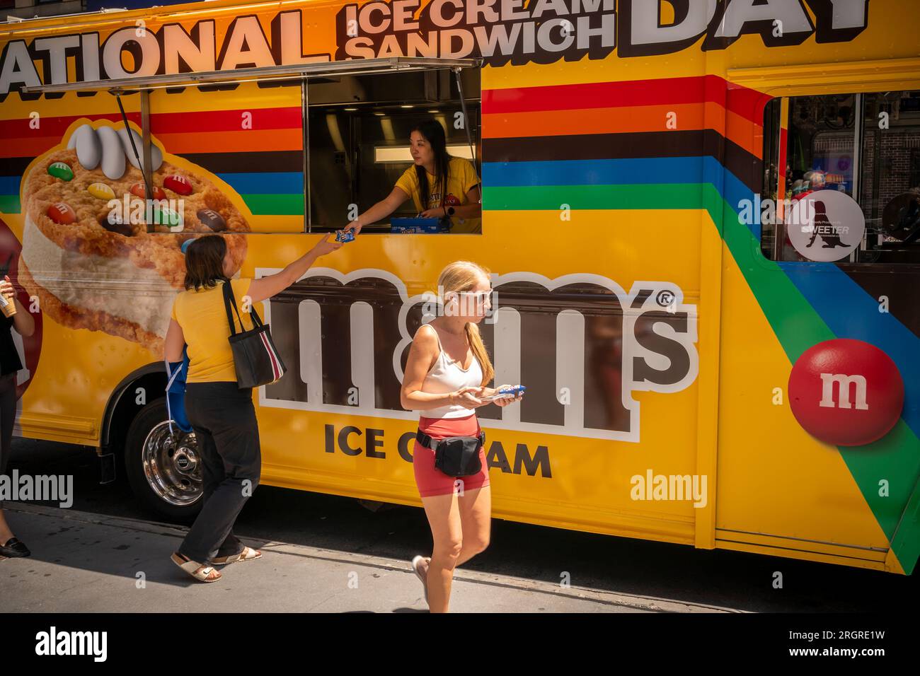 Ice cream inflation hi-res stock photography and images - Alamy