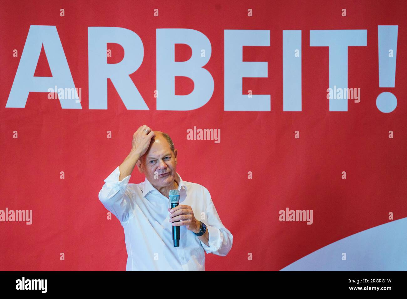 11 August 2023, Hesse, Frankfurt/Main: German Chancellor Olaf Scholz ...
