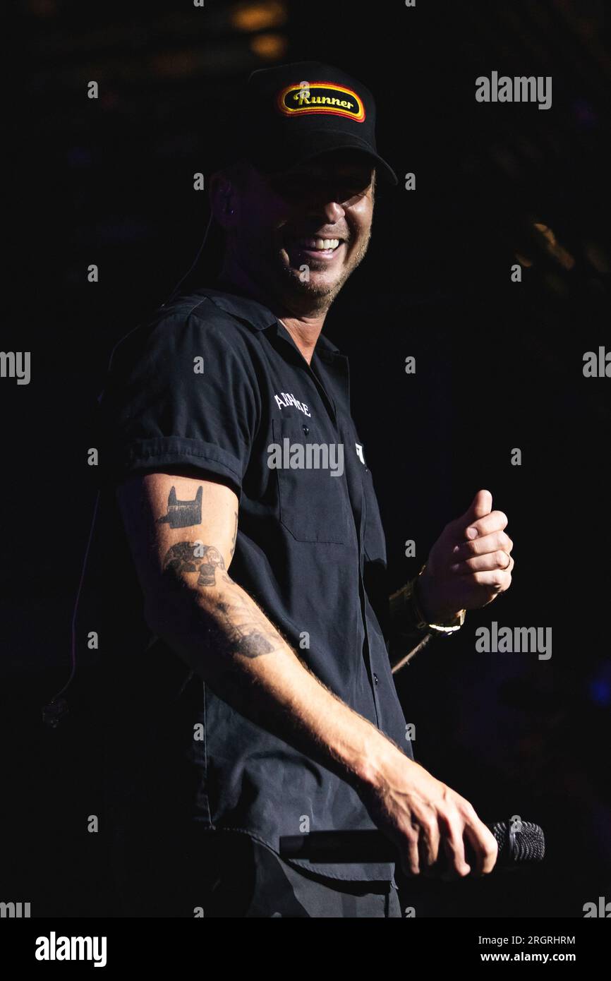 Onerepublic band hi-res stock photography and images - Alamy