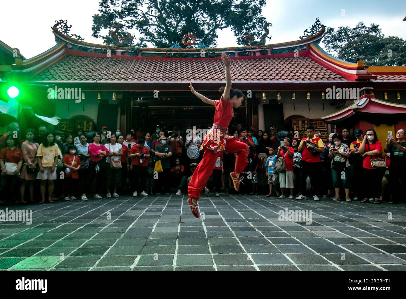 Kwan kong hi-res stock photography and images - Alamy