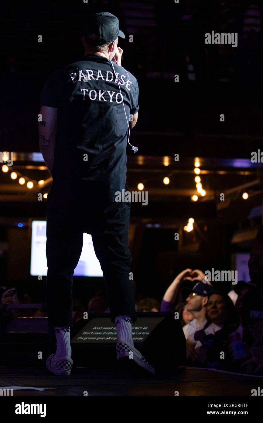 Bud light backyard tour hi-res stock photography and images - Alamy