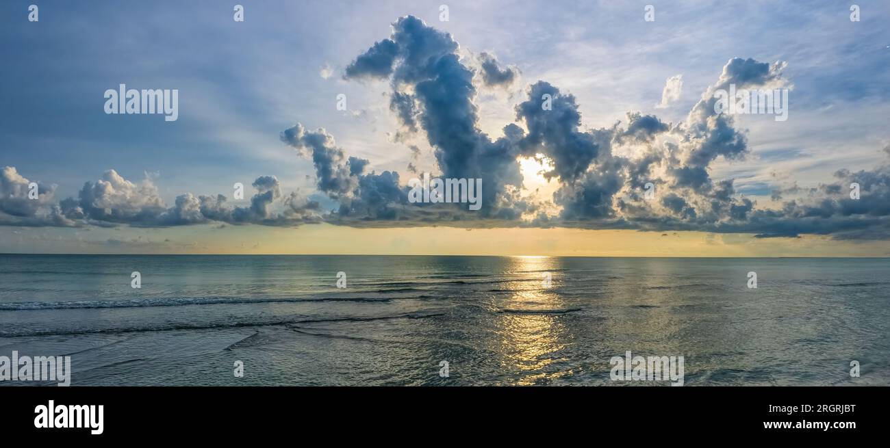 Late afternoon sun and clouds over the Gulf of Mexico from Venice Beach ...