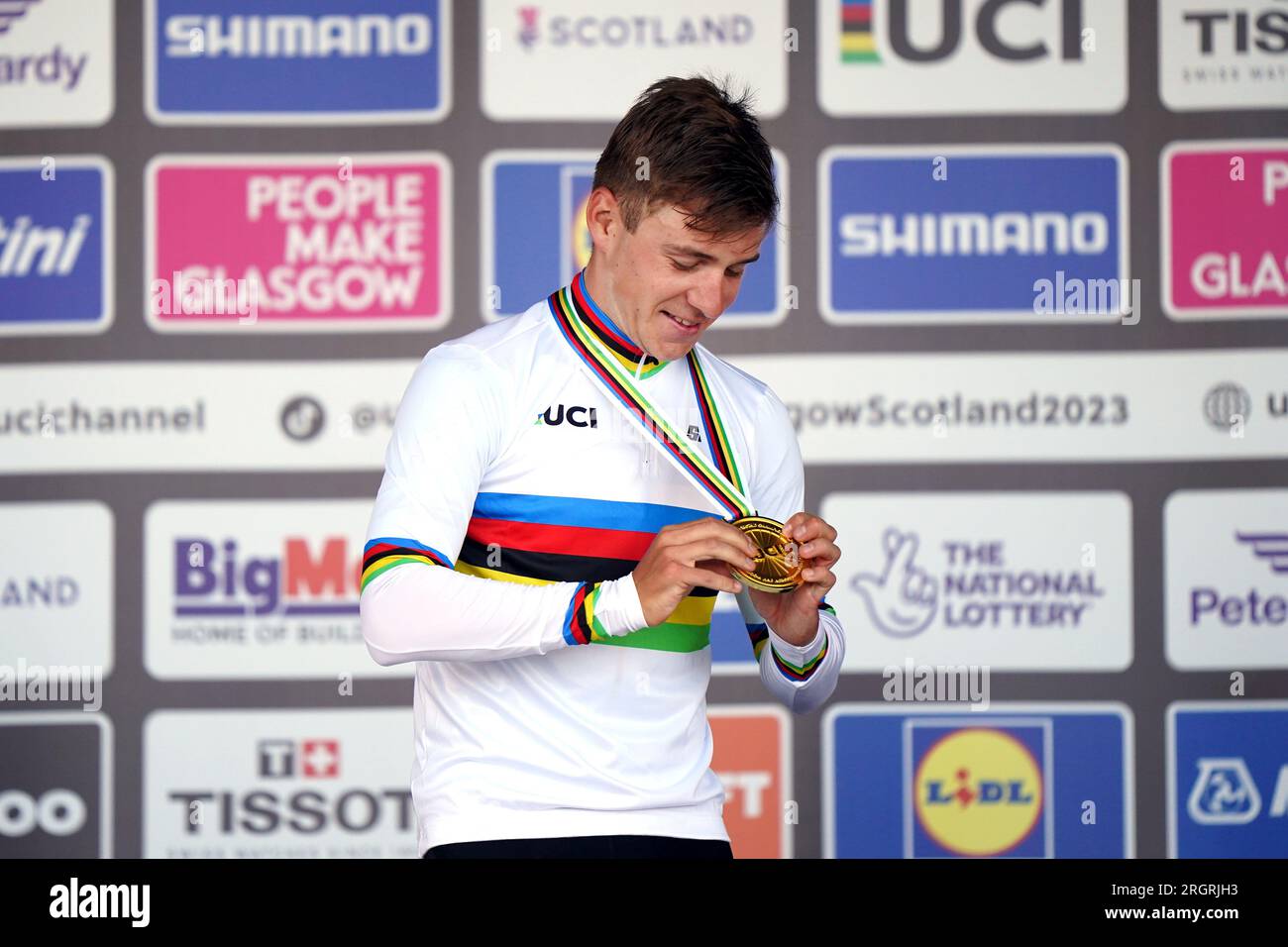 Belgium's Remco Evenpoel celebrates with the gold medal after victory ...