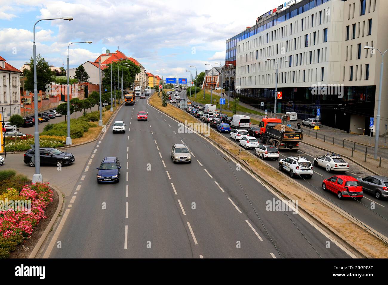 Multi lane roads hi-res stock photography and images - Alamy