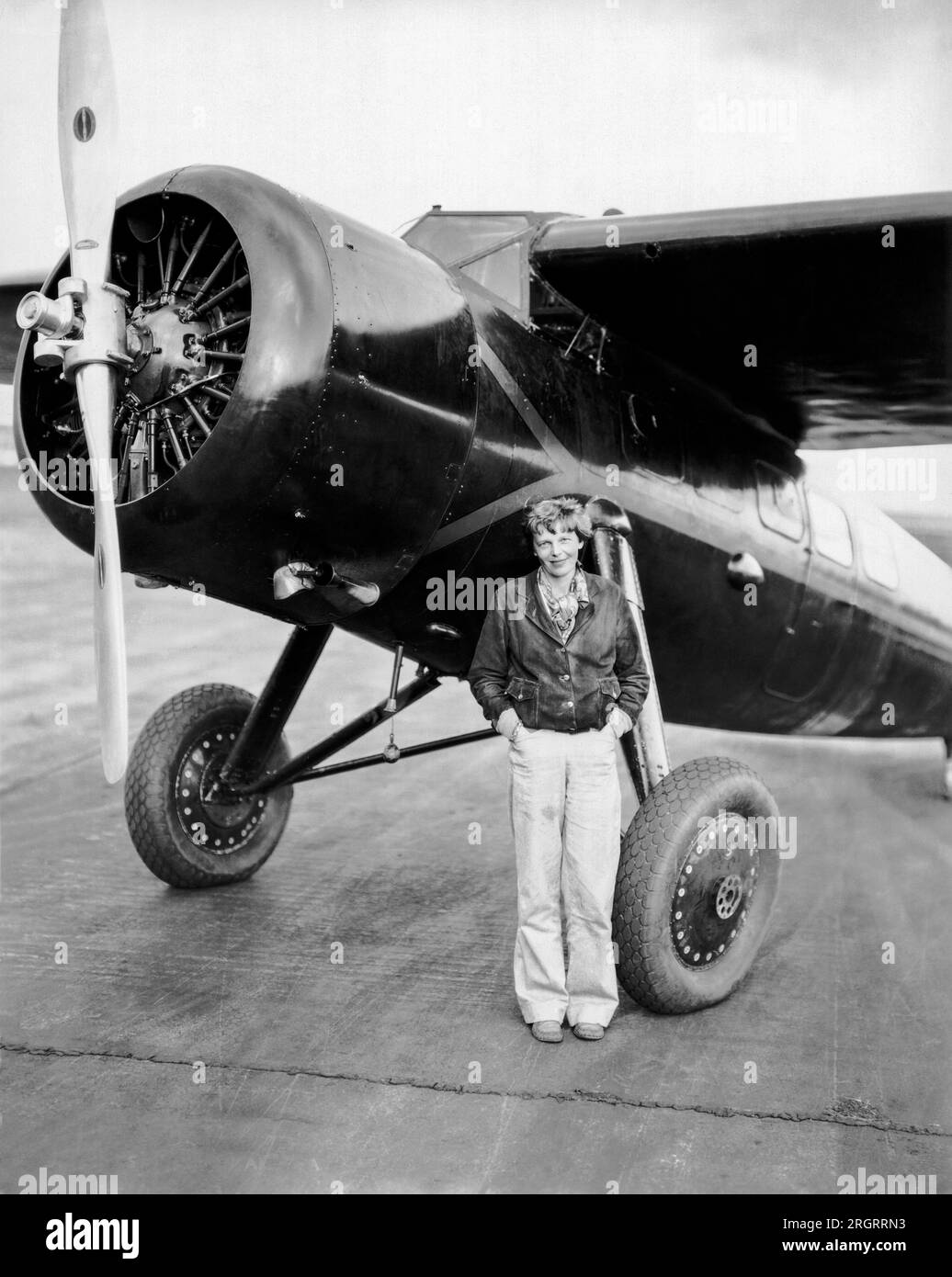 Wheeler Field, Hawaii January 4, 1935. Amelia Earhart, just before she ...